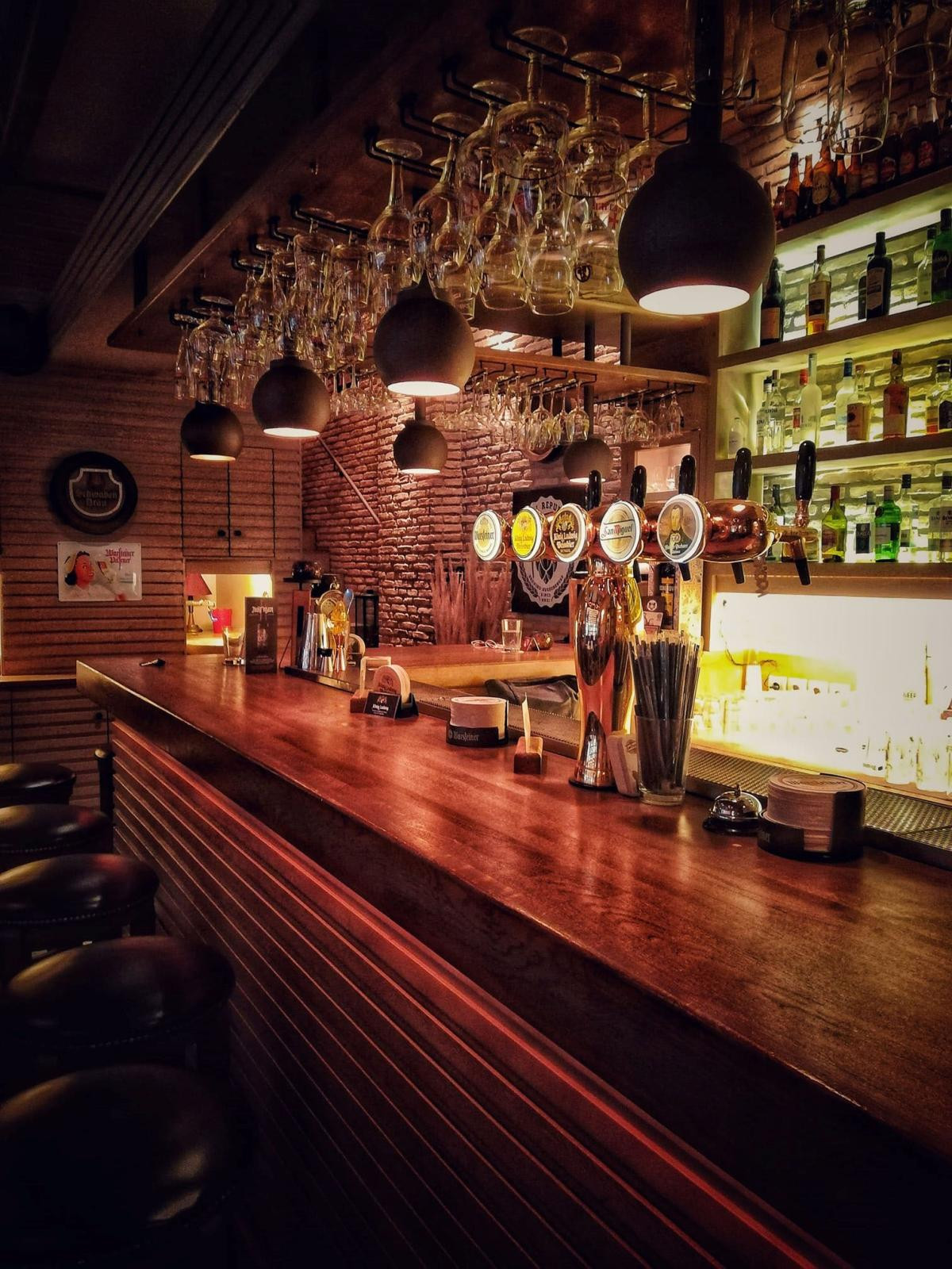Bock Beer Bar Restaurant, Koukaki | Online Reservations | e-restaurants.gr