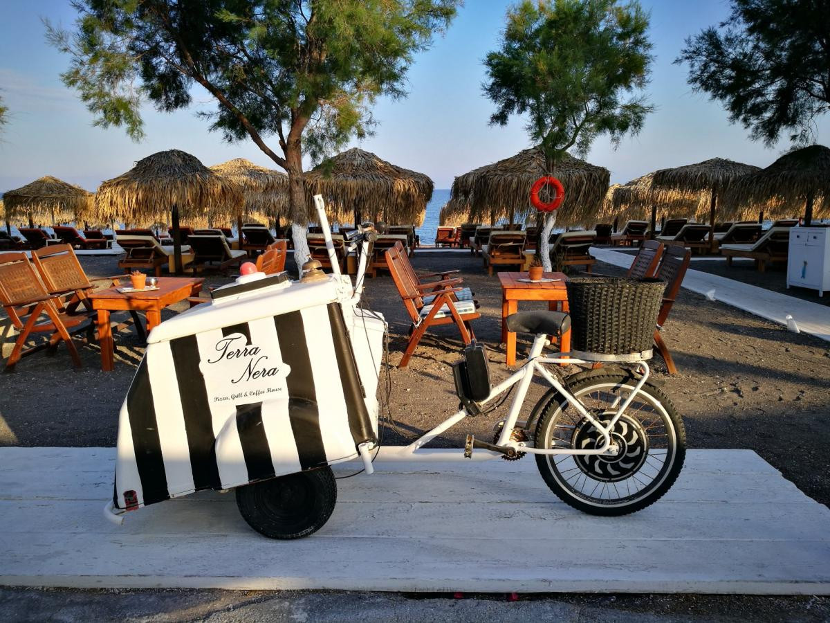 Terra Nera, Santorini | Online Reservations | e-restaurants.gr