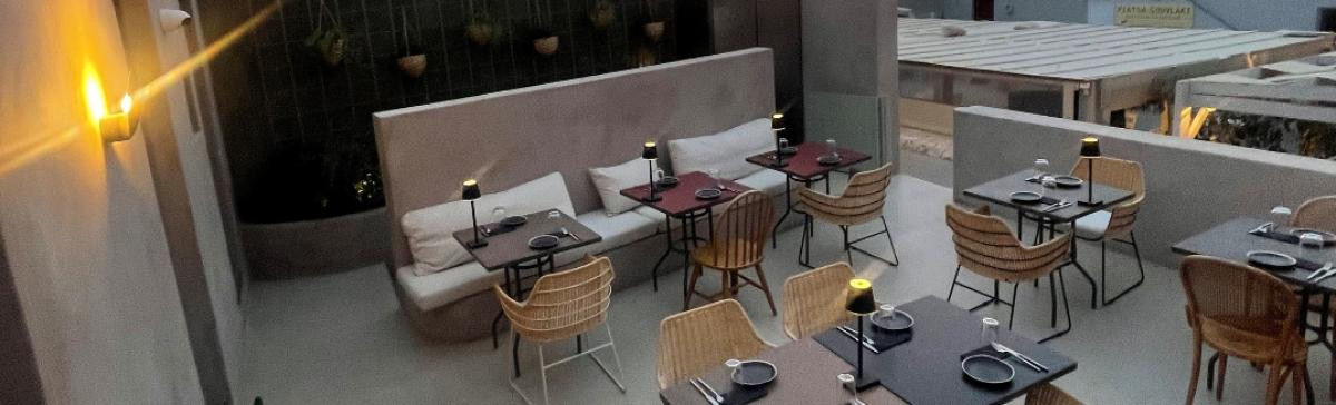 Sapiens Restaurant, Santorini - Oia | Online Reservations | e ...