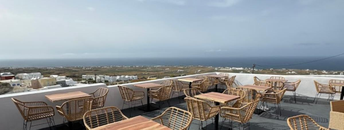 Lino Terrace Restaurant, Foinikia | Online Reservations | e-restaurants.gr