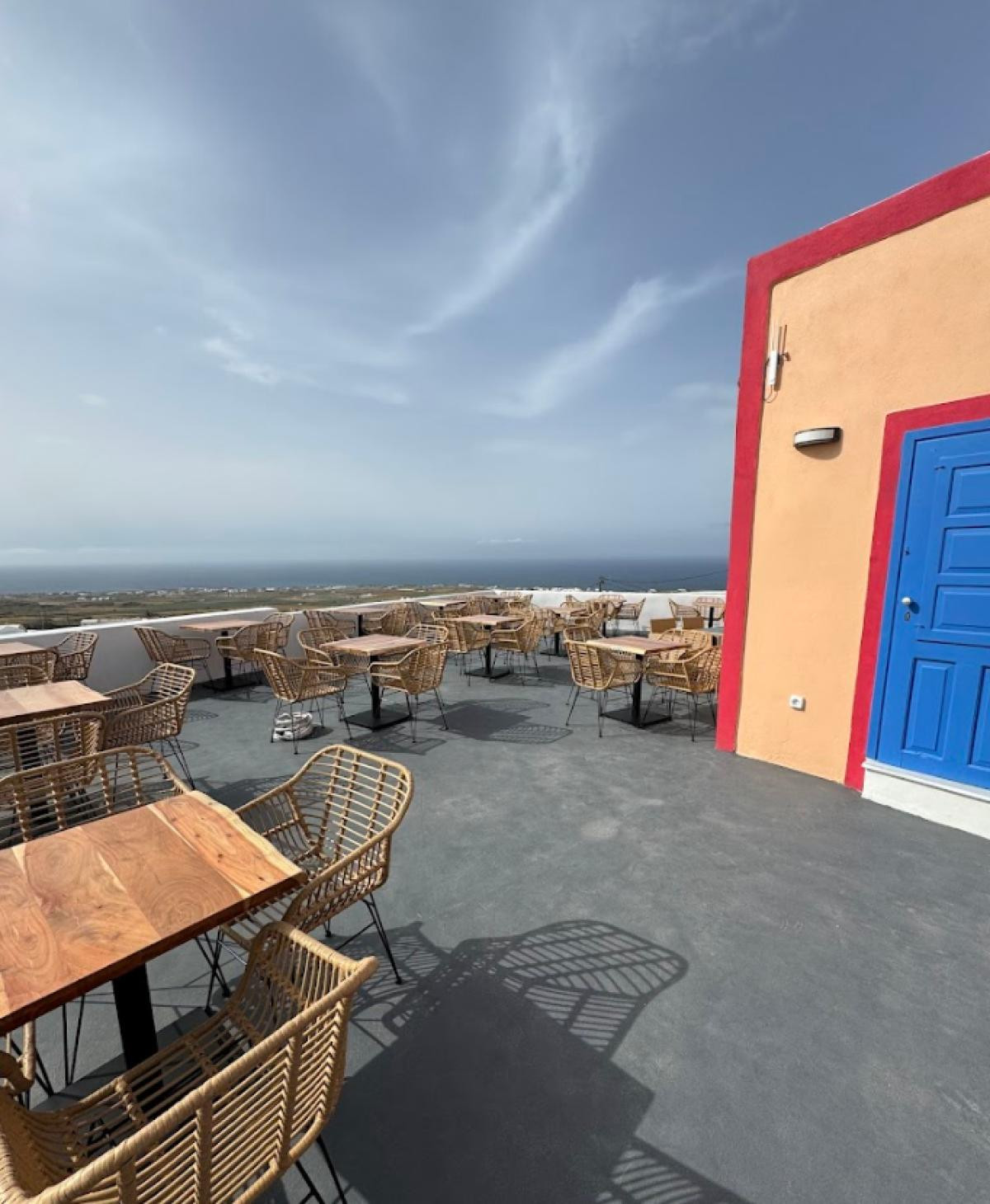 Lino Terrace Restaurant, Foinikia | Online Reservations | e-restaurants.gr